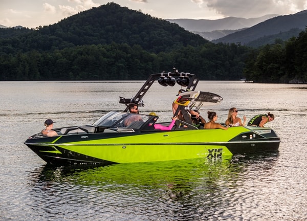 Axis Wake Boats | VS Marine | Atascadero California